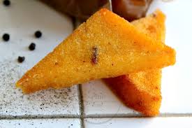 Triangles of polenta with cheese and pepper — Sogno Toscano